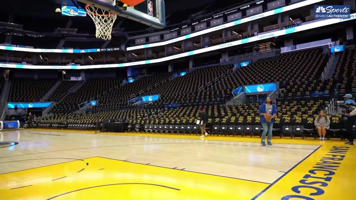 Brandon Crawford drains corner 3-pointer before Warriors-Mavericks game ...