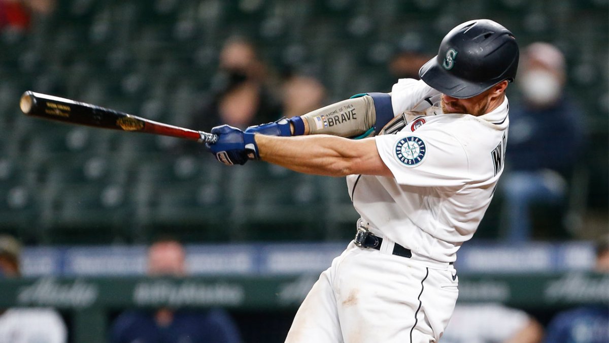 Giants trade for infielder Donovan Walton from Mariners, for a price ...