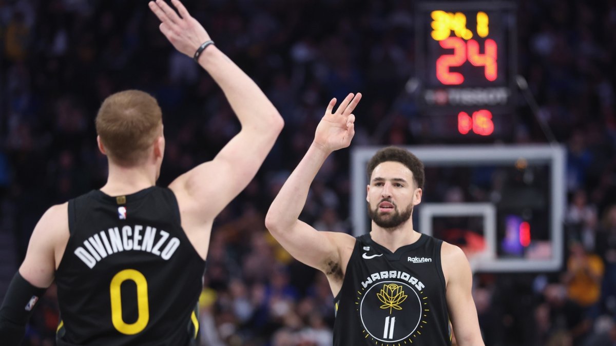 Why Warriors’ Klay Thompson is ‘unique individual’ in Donte DiVincenzo ...