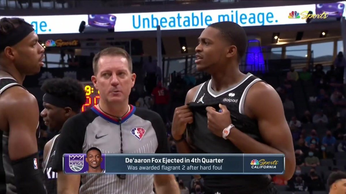 Kings’ De’Aaron Fox ejected after controversial flagrant foul vs ...