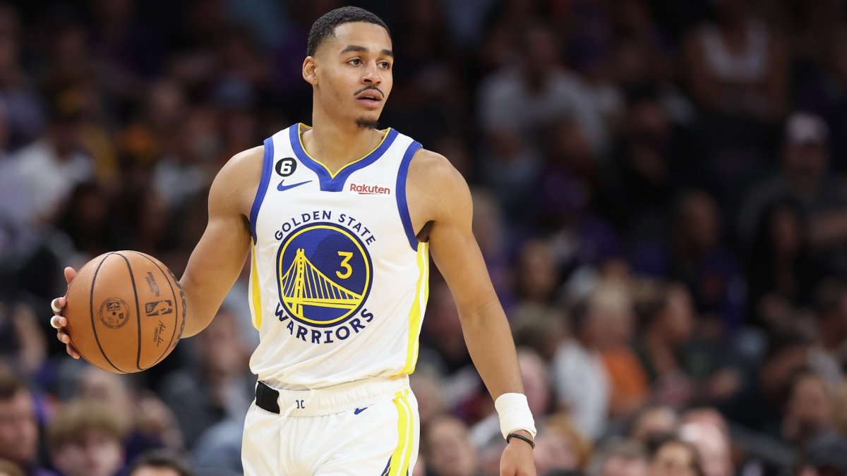 NBA email with focus on carrying violations ‘rumor,’ Steve Kerr claims ...