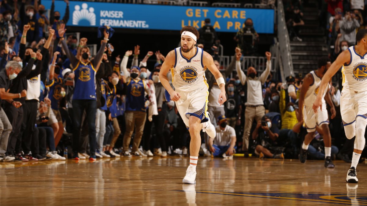 Klay Thompson describes emotions, monster dunk in Warriors return – NBC ...