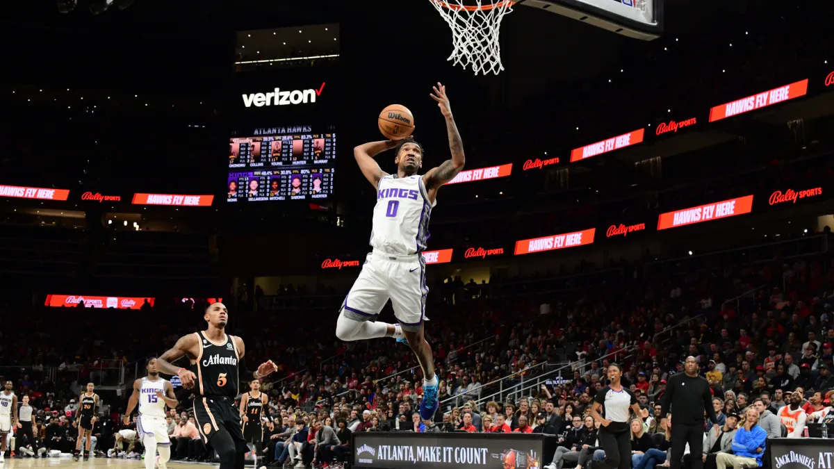 Malik Monk ignites Kings, throws down two monster dunks – NBC Sports ...