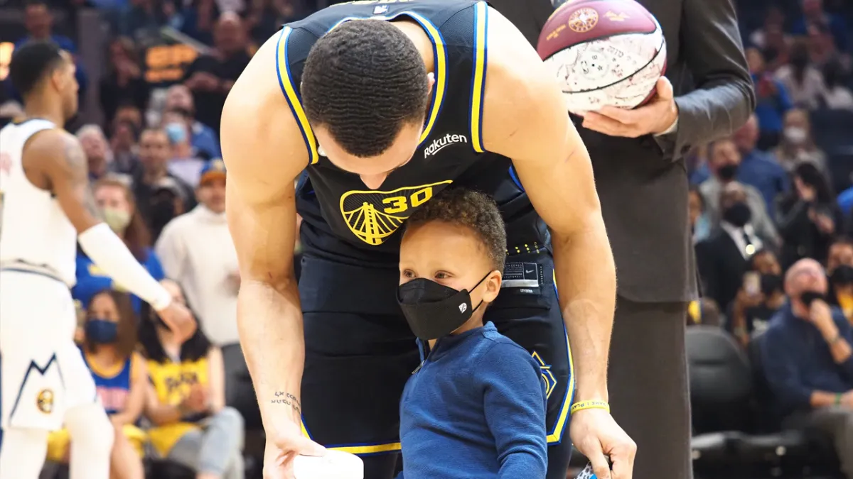 Steph Curry posts perfect caption on viral Canon Curry pregame moment ...