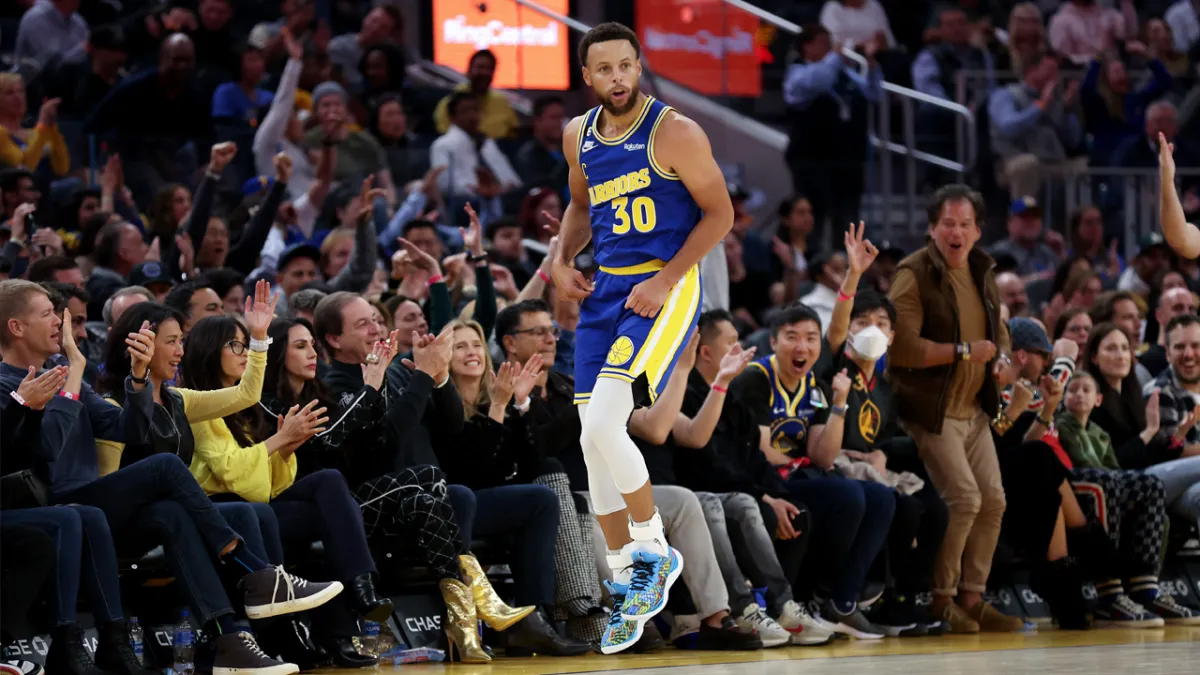Warriors observations: Steph Curry’s 47-point eruption fuels win over ...