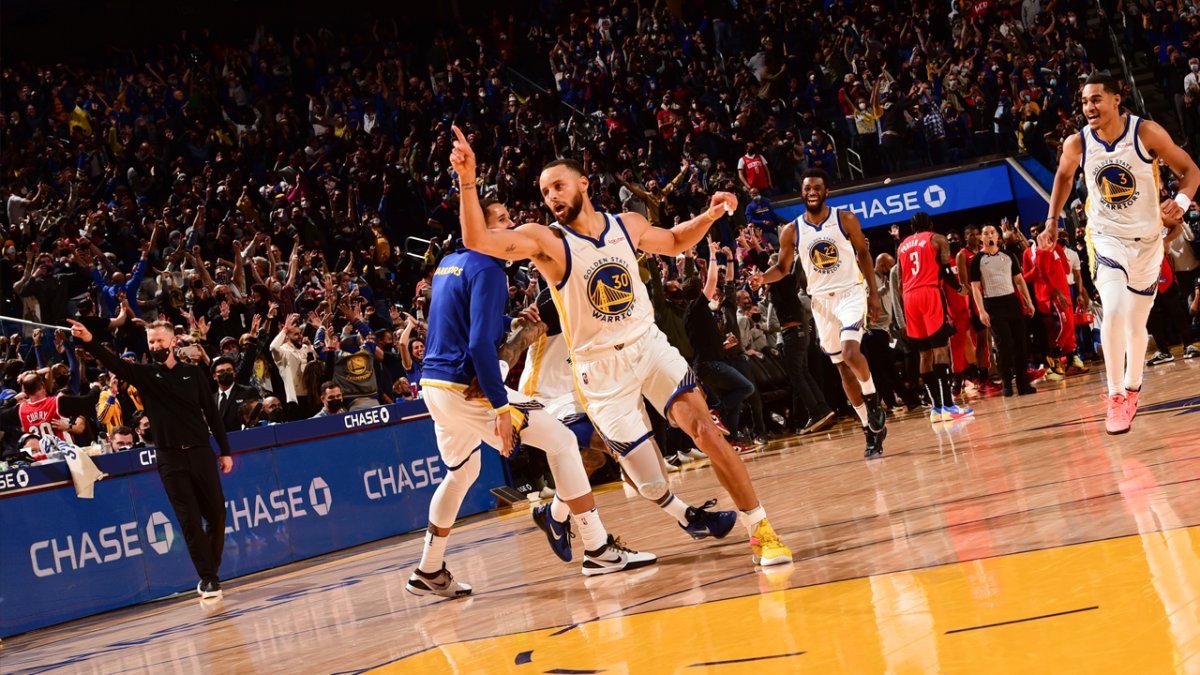 Warriors observations: Steph Curry hits buzzer-beater in win over ...