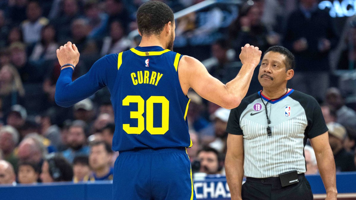 NBA: Steph Curry wasn’t fouled by Mike Conley before Warriors’ late turnover – NBC Sports Bay ...