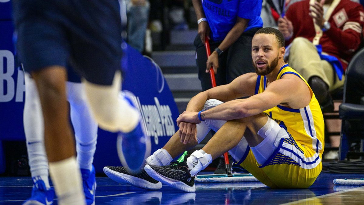 Warriors observations: Steph Curry struggles in ugly loss to Mavericks ...