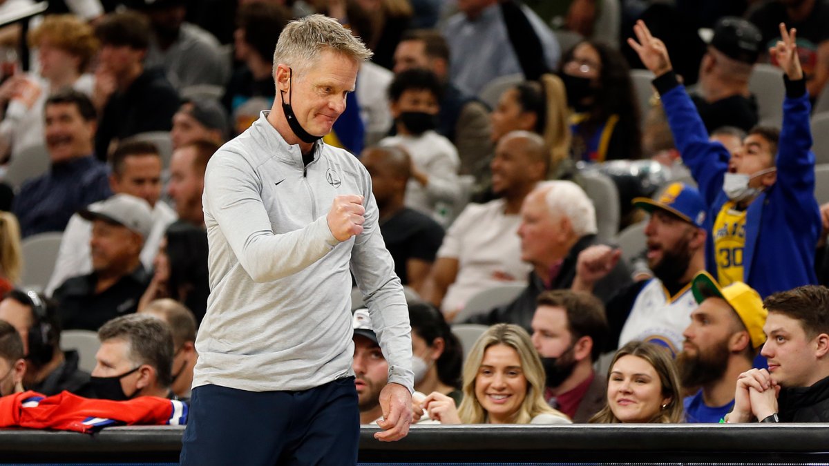 Steve Kerr shocked he was named one of NBA’s 15 greatest coaches – NBC ...