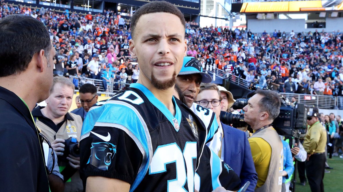 Panthers fan Steph Curry travels to Las Vegas for team’s first win ...