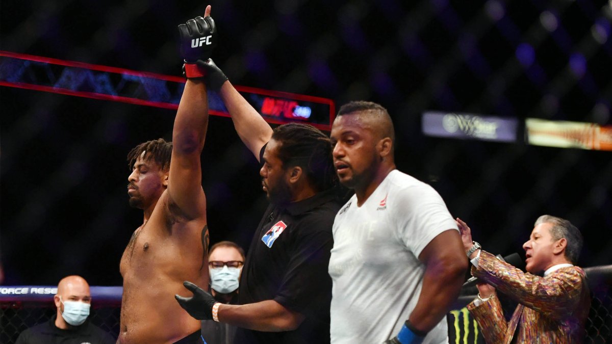 How UFC, Daniel Cormier showed sports world important lesson right now ...