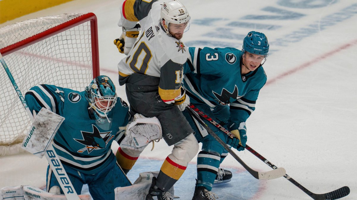 Sharks’ Henry Thrun shows ‘poise’ in NHL debut vs. Golden Knights – NBC ...