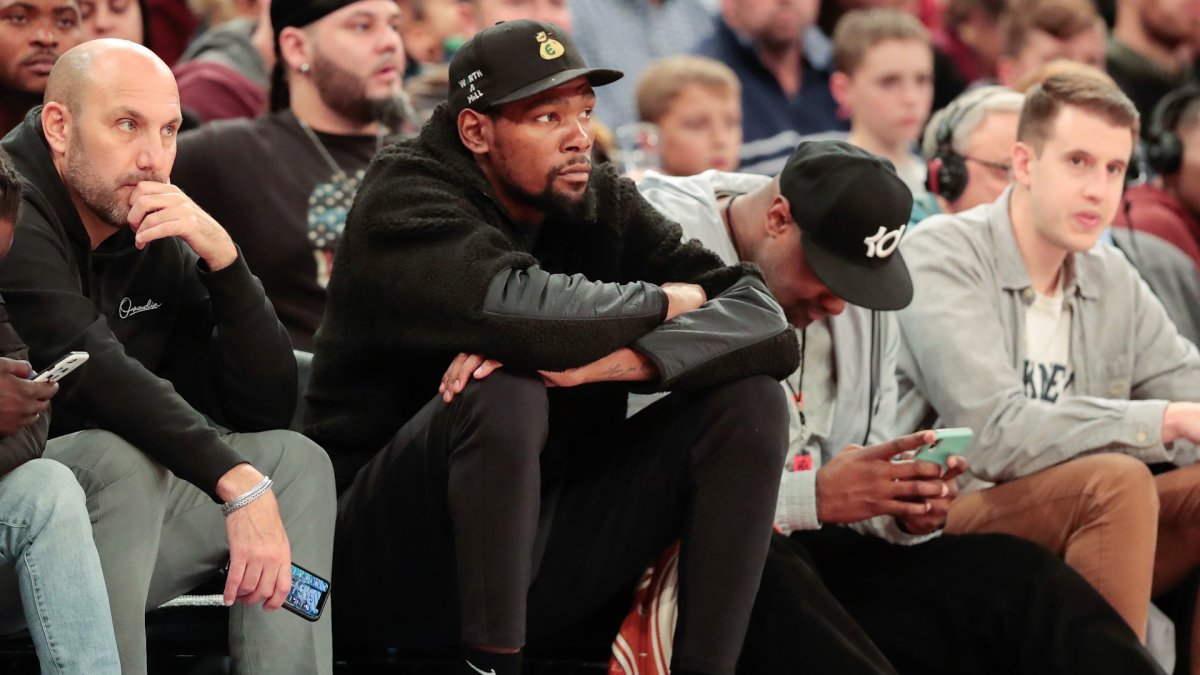 Kings PA announcer Scott Moak shares his side of Kevin Durant incident ...