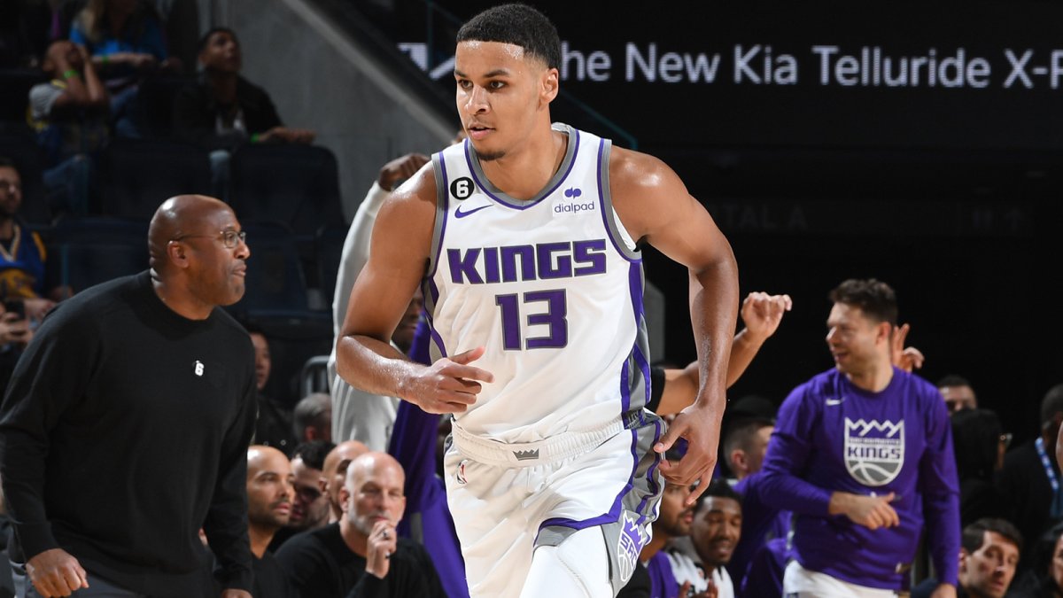 De’Aaron Fox explains how Keegan Murray will help Kings in starting ...