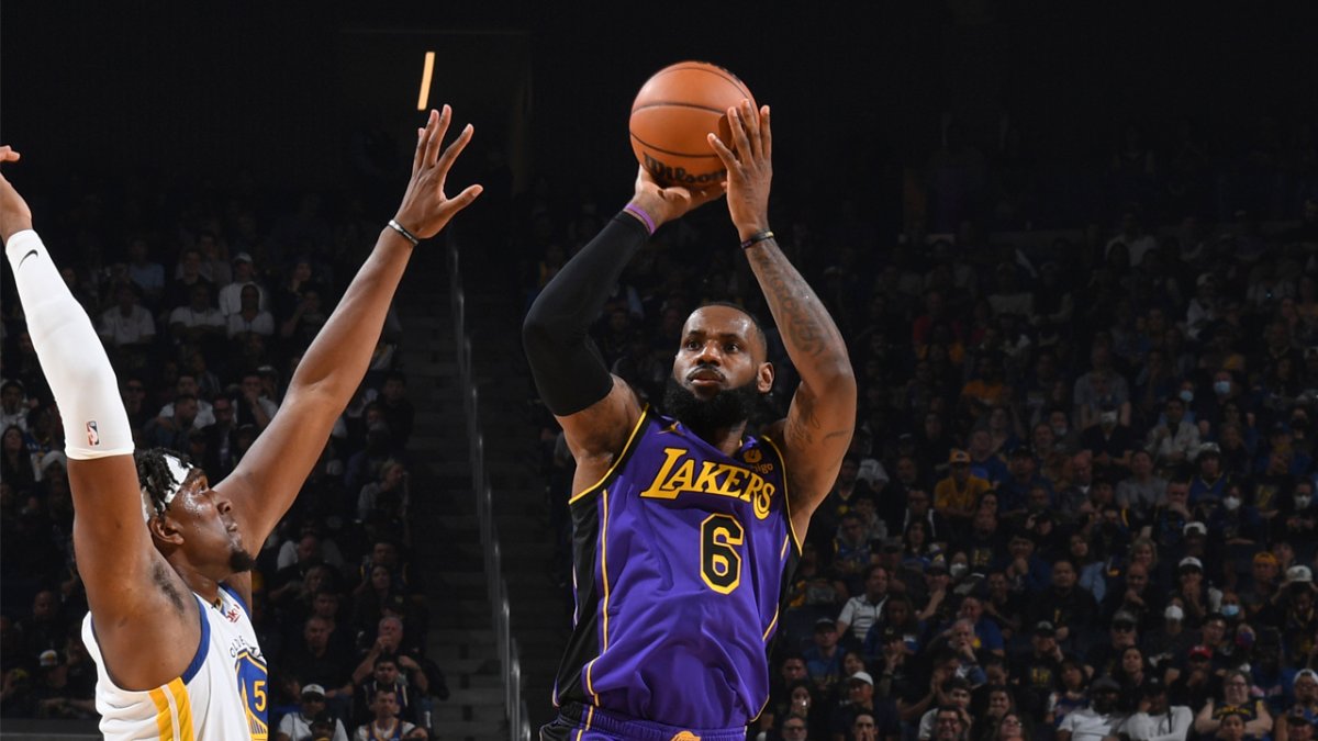 LeBron James offers honest Lakers revelation after loss to Warriors ...