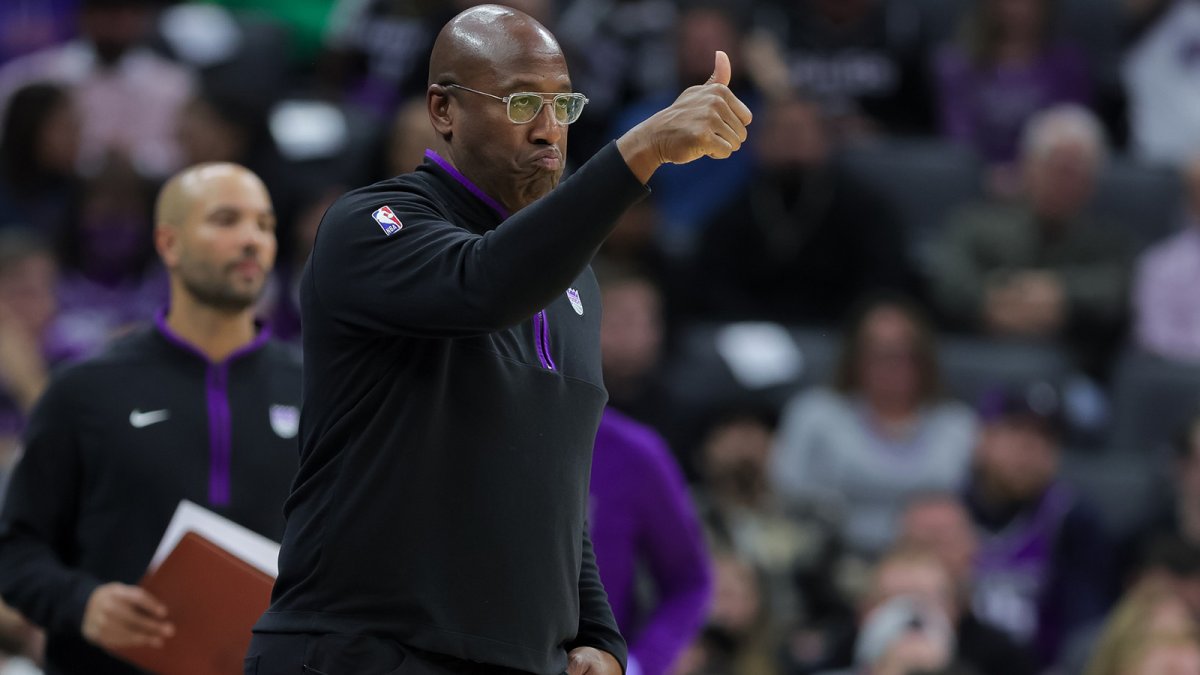 Why Mike Brown enjoys viral NSFW sprint video from Kings training camp ...