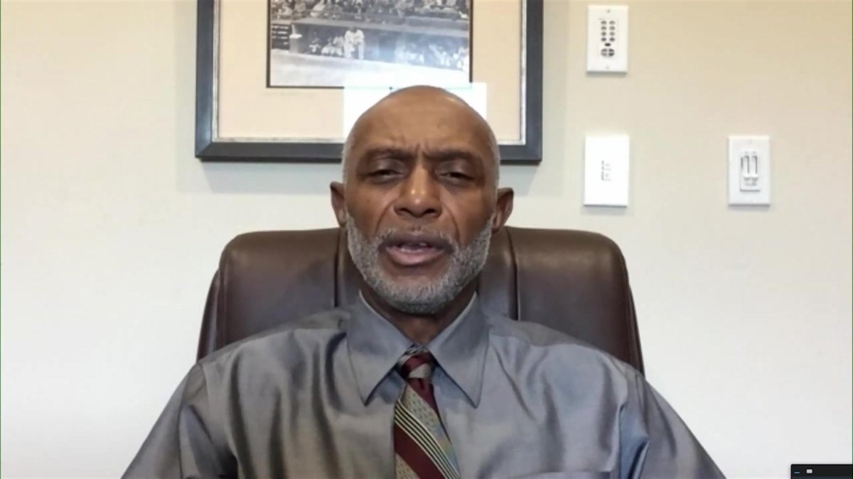 Former coach Tyrone Willingham details choice to retire from NCAA ...