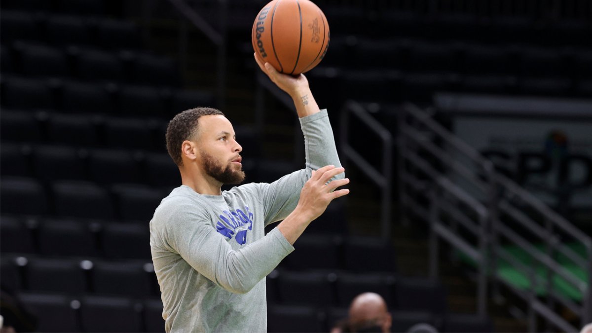 Watch Steph Curry splash jumpers amid injury concerns before Finals ...