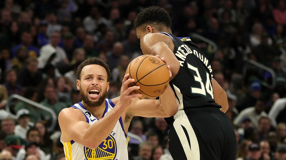 Steph Curry’s outcry after no-call in Warriors-Bucks defended by Steve Kerr – NBC Sports Bay ...