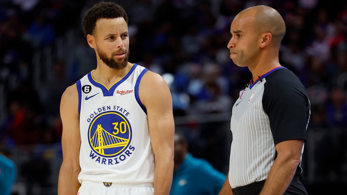 NBA could have problem on its hands with inconsistent carrying calls ...