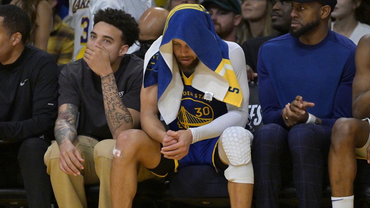 Lakers give Warriors first playoff series loss to conference opponent ...