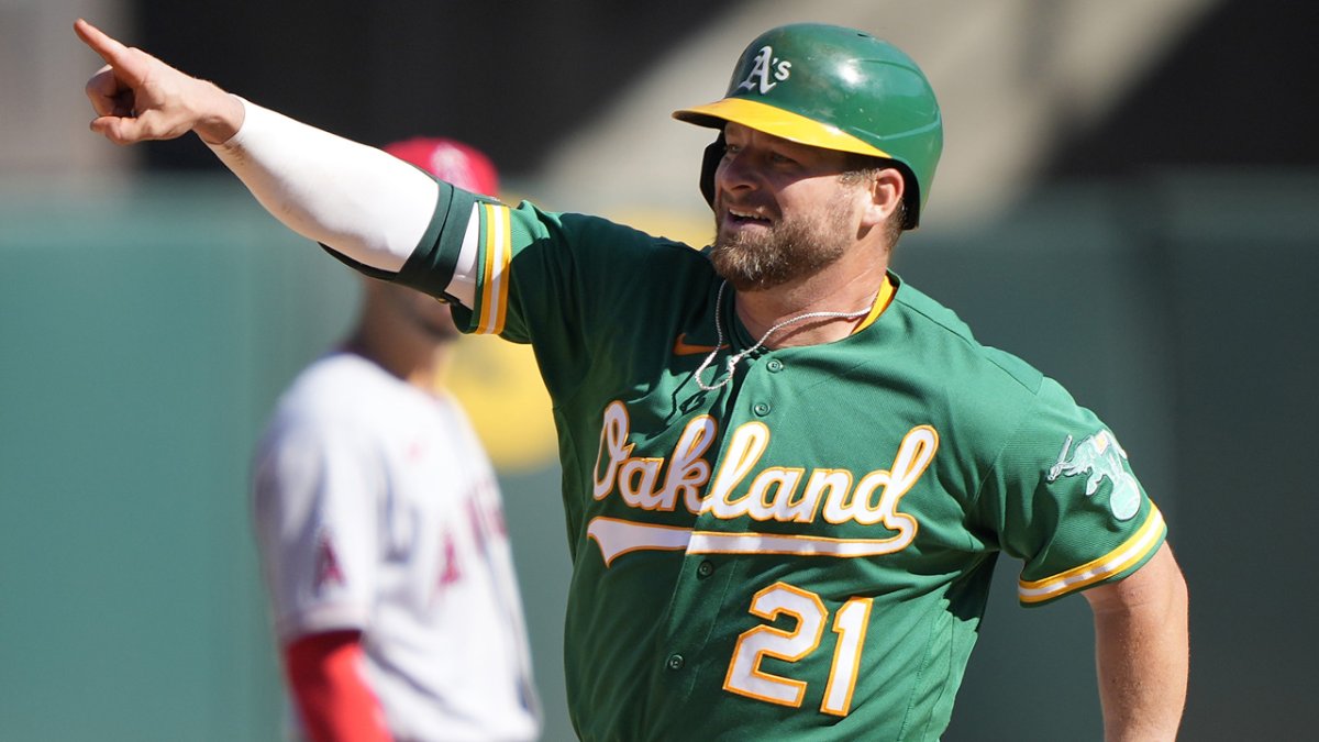 Stephen Vogt brought to tears, ‘speechless’ after storybook ending ...