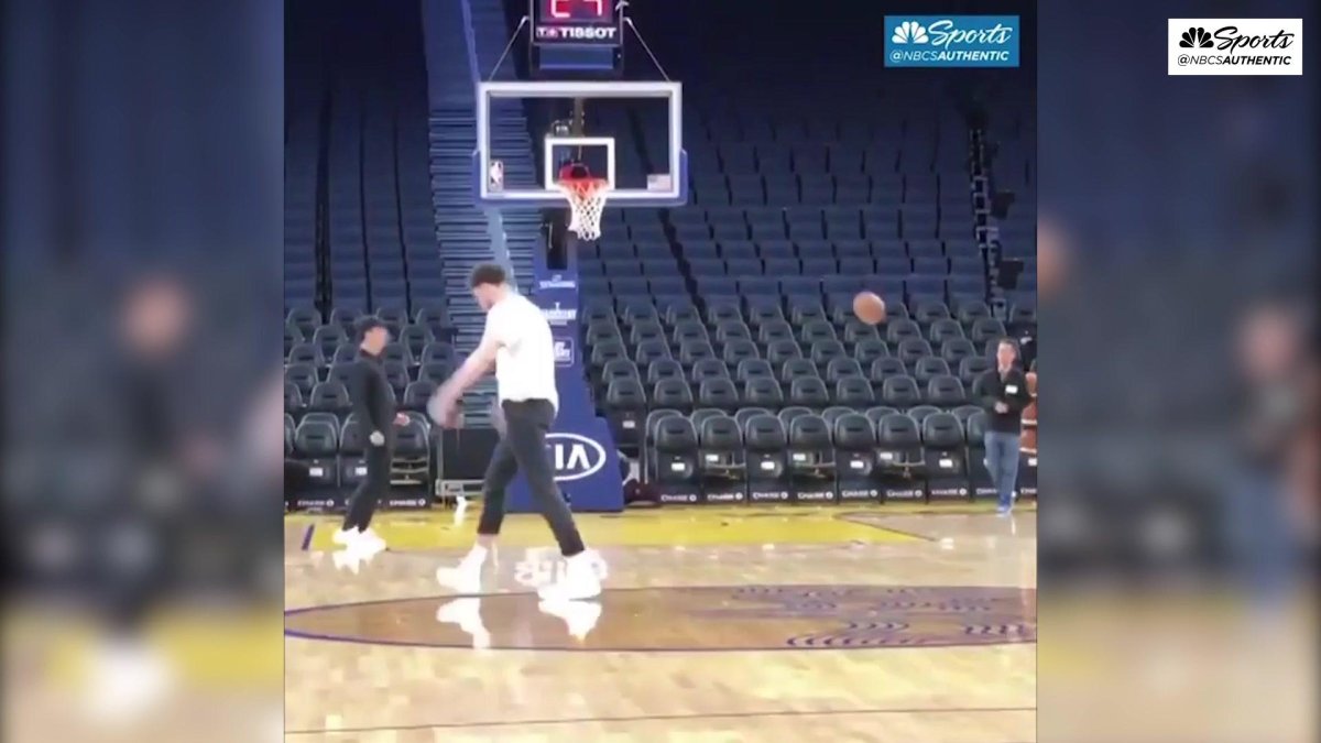 Steph Curry gets laugh out of hilarious Splash Brothers impression ...