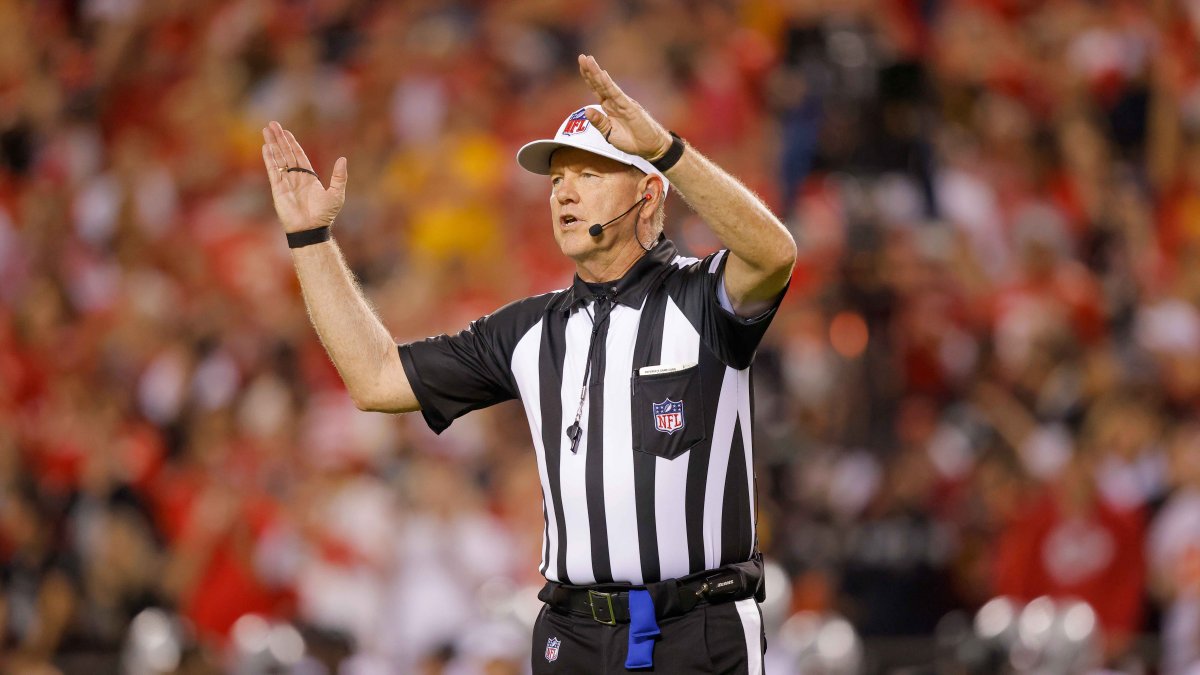 Who is Carl Cheffers? Get to know Super Bowl LVII head referee – NBC ...