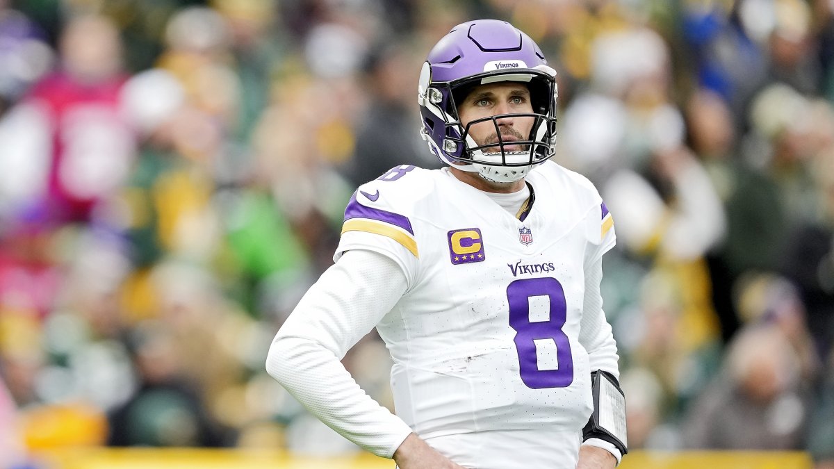 Kirk Cousin to Falcons reports ends Justin Fields trade rumor – NBC ...