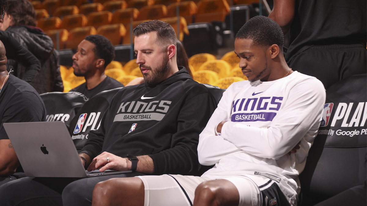 De’Aaron Fox’s wife Recee credits Kings coach for star’s 3-point surge ...