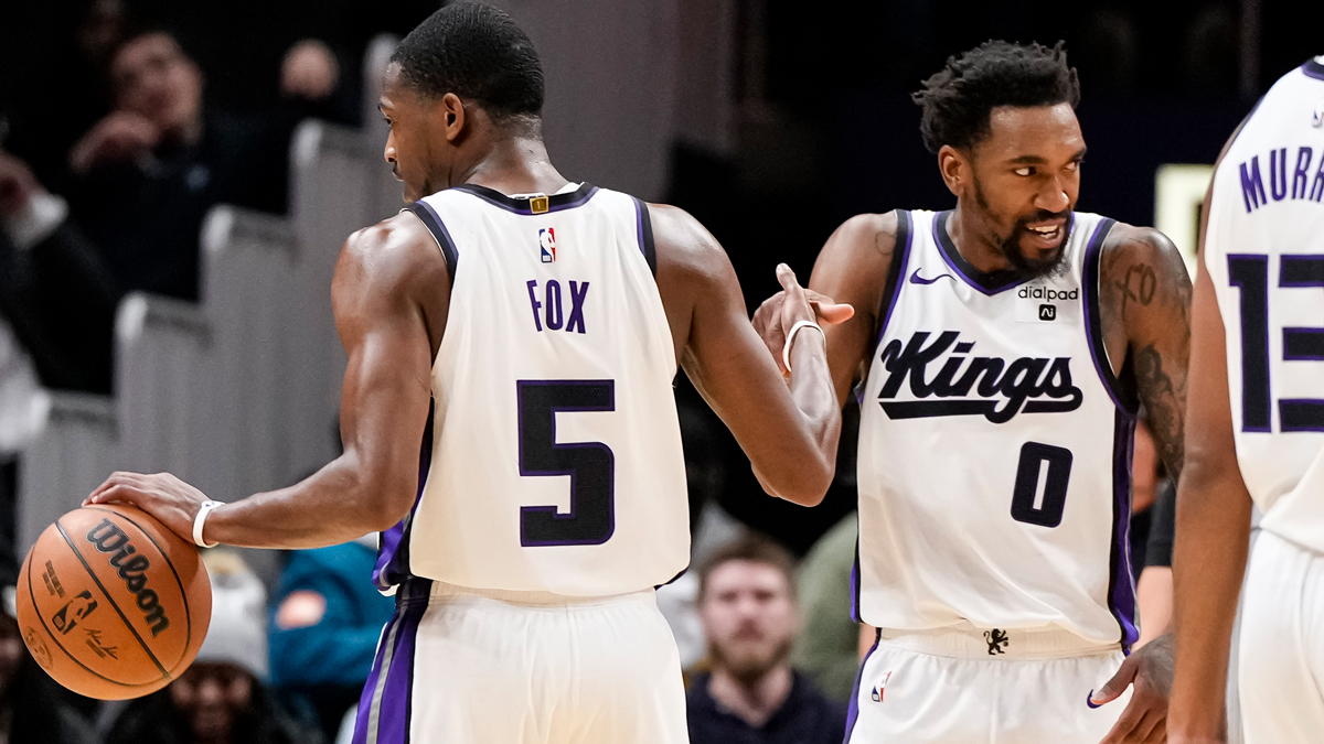 Kings hit Hawks in mouth after pivotal halftime chat, rally for win ...