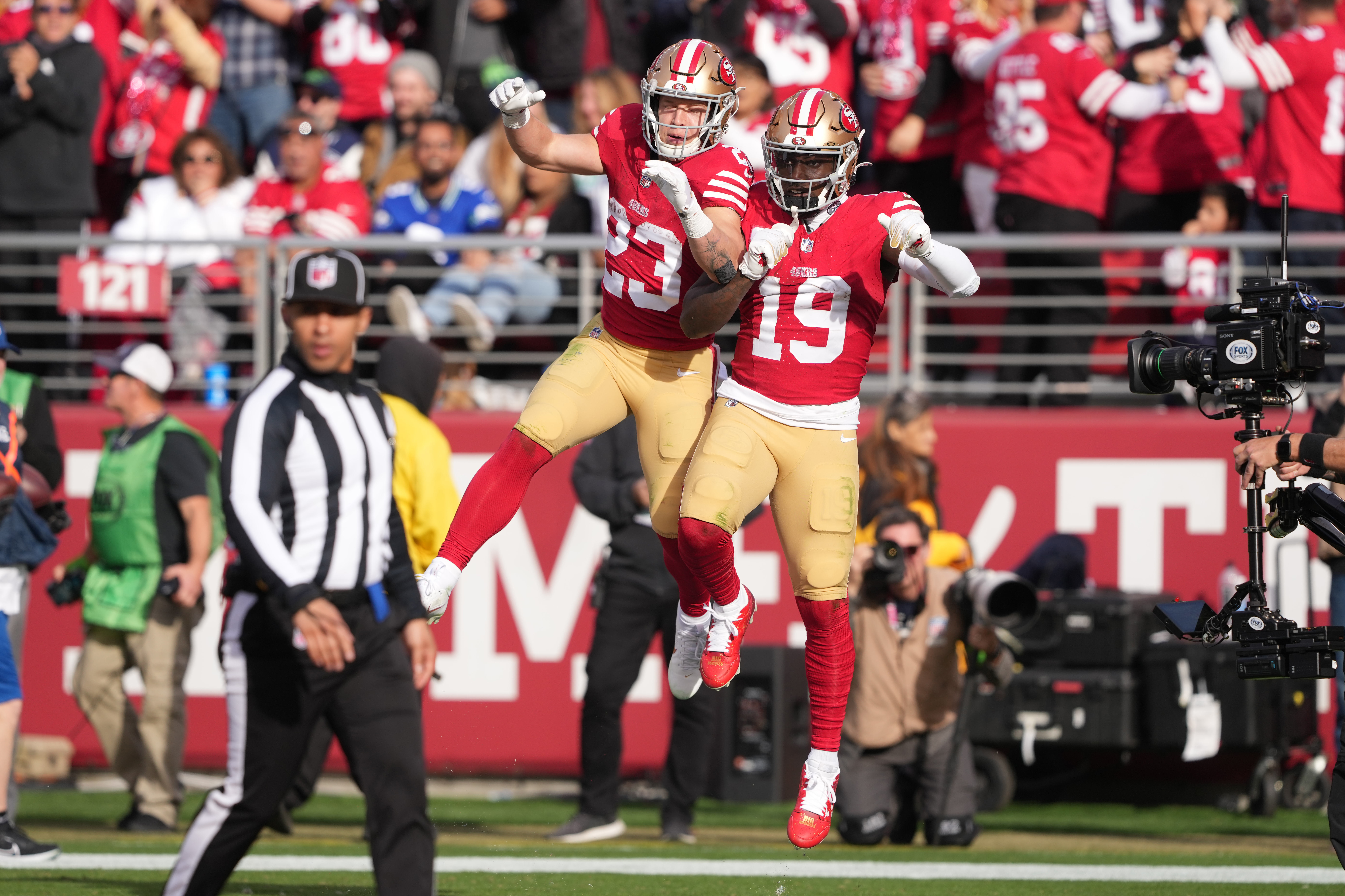 49ers have all-time great NFL offensive weapons, Donte Whitner claims ...