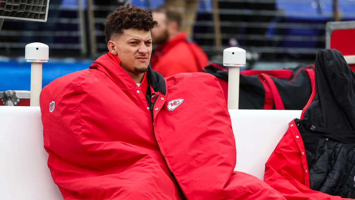 Patrick Mahomes Shirtless Photo Sparks ‘dad Bod Comments Nbc Sports