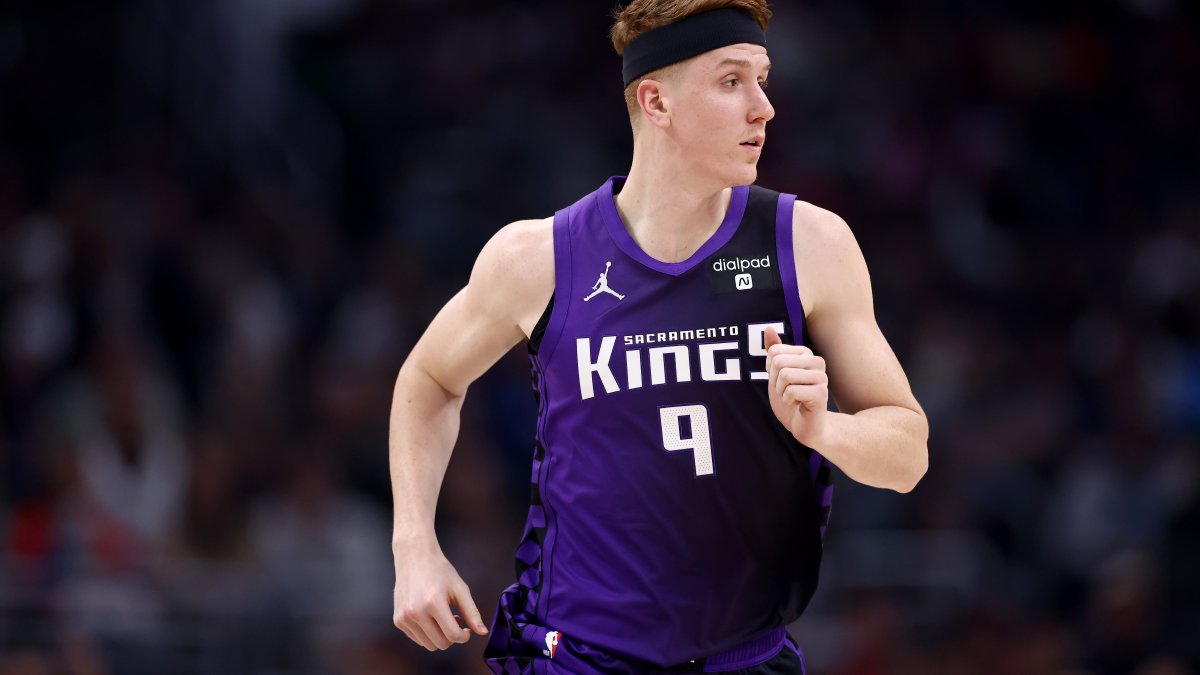 Why Kings’ Kevin Huerter chose basketball, NBA over baseball career ...