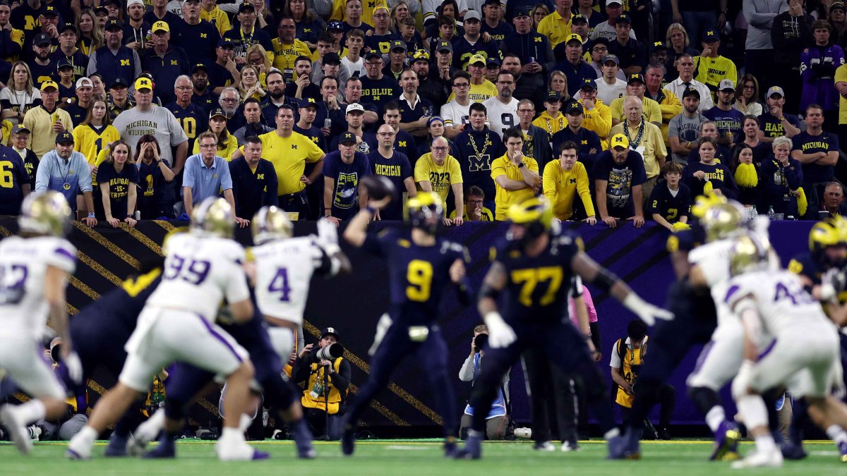 EA Sports offering $600, free copy to players who opt into ‘College Football 25’ – NBC Sports ...