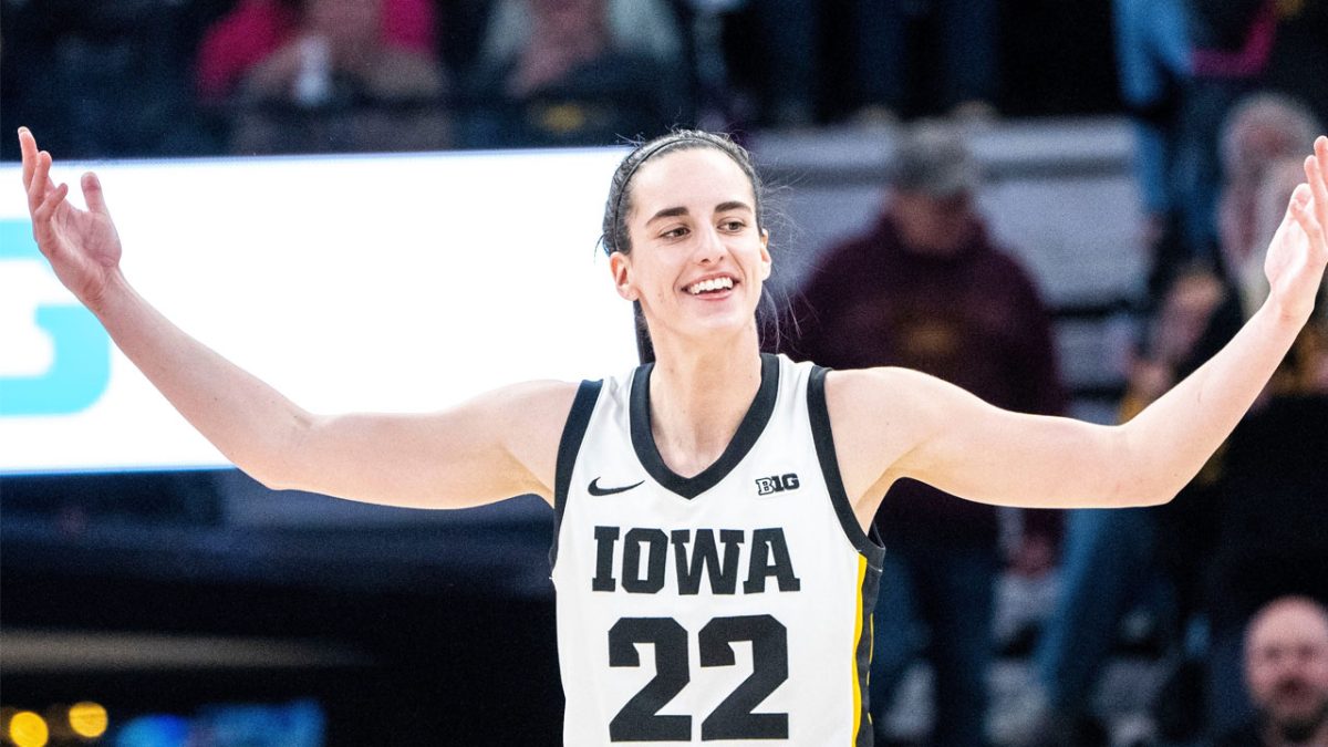 Iowa’s Caitlin Clark breaks Warriors’ Steph Curry’s NCAA 3-point record ...