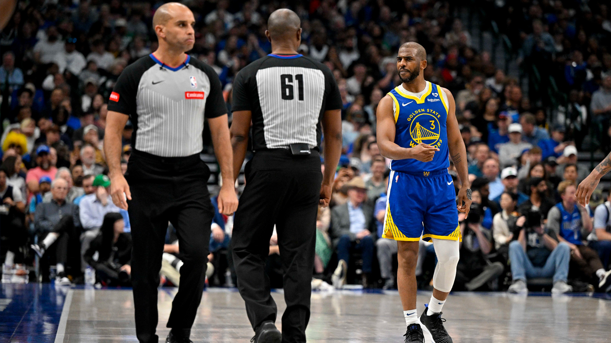 Chris Paul hilariously gives ref technical foul in Warriors vs ...