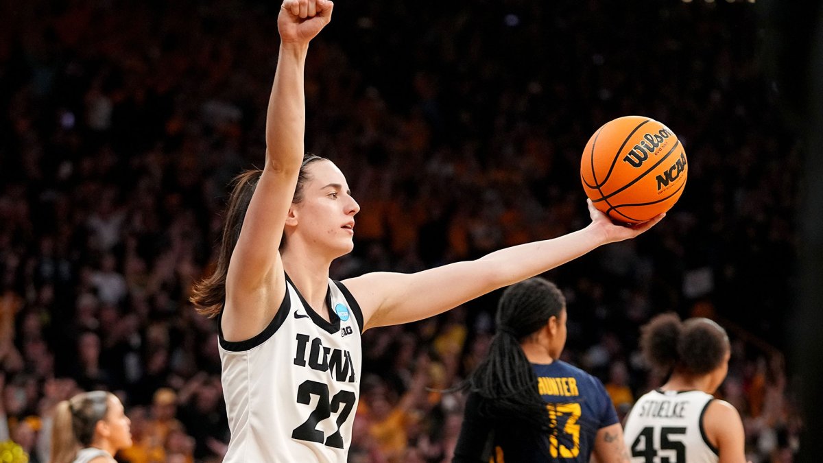 Caitlin Clark makes Team USA basketball training camp roster – NBC ...