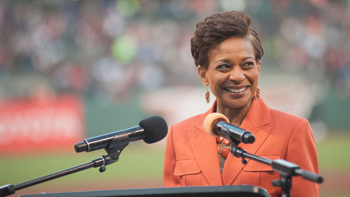 Renel Brooks-Moon, Giants part ways after 24 seasons as PA announcer ...
