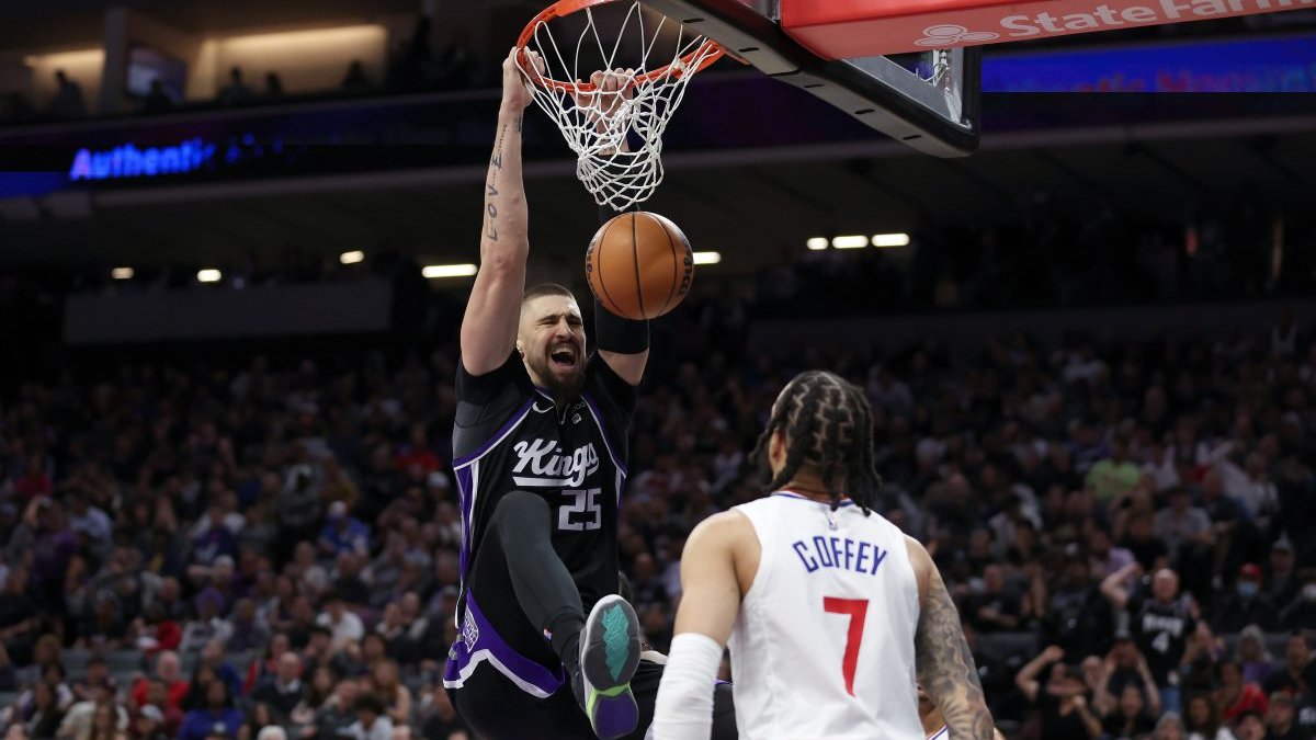 Kings’ win over Clippers offers plenty of hope amid depth chart woes ...