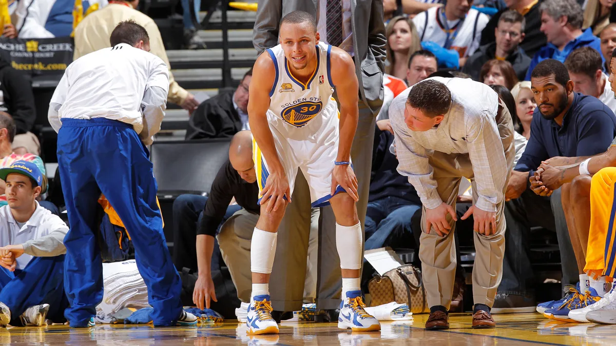Steph Curry, father Dell recall Warriors star’s stressful ankle surgery – NBC Sports Bay Area ...