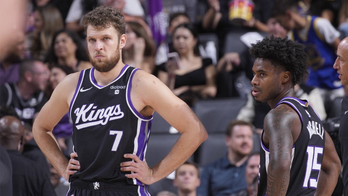 NBA rumors: Kings trade Davion Mitchell, Sasha Vezenkov to Raptors ...