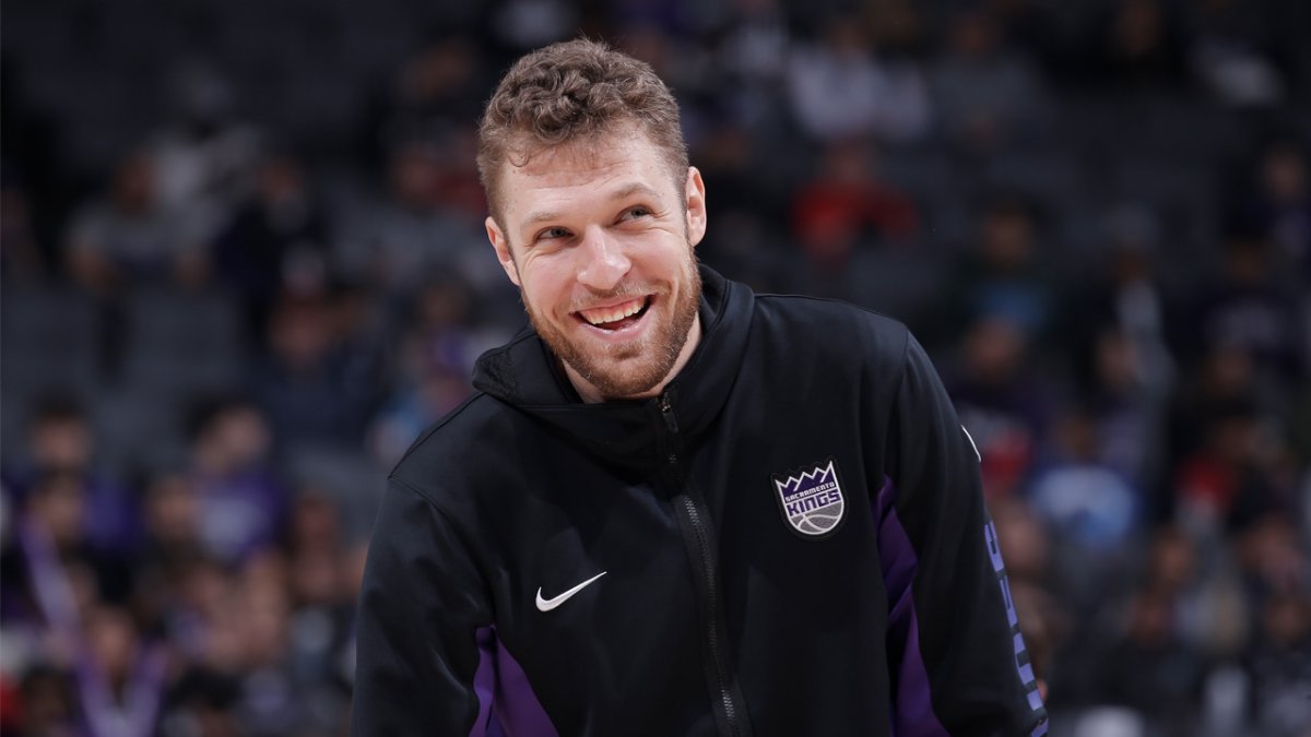 Sasha Vezenkov thanks Kings, fans in heartfelt post after Raptors trade ...