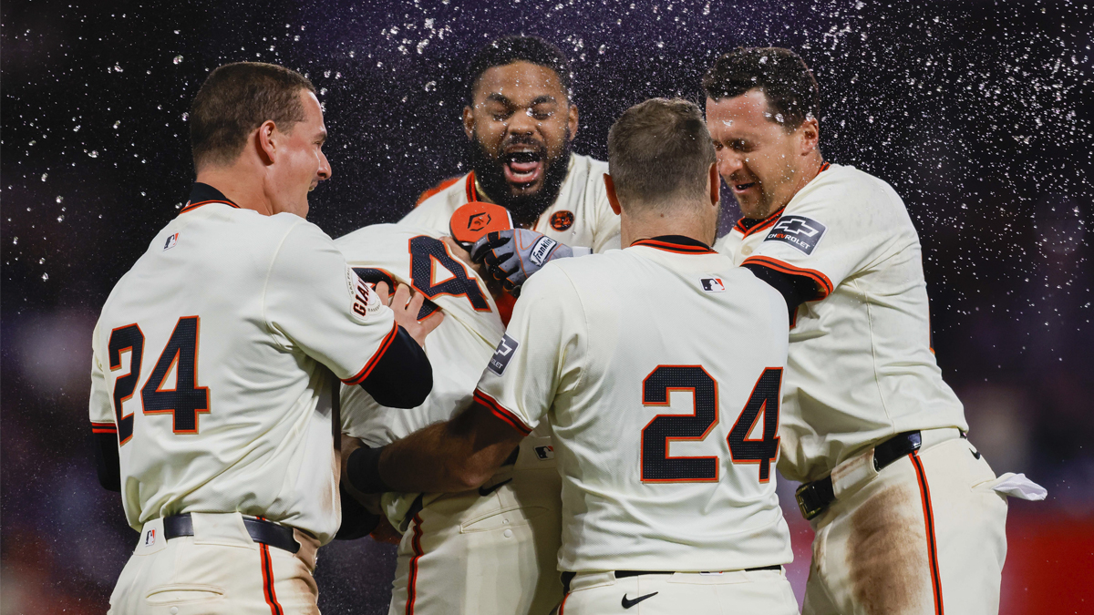 Giants observations: Wilmer Flores walk secures walk-off win over Cubs ...