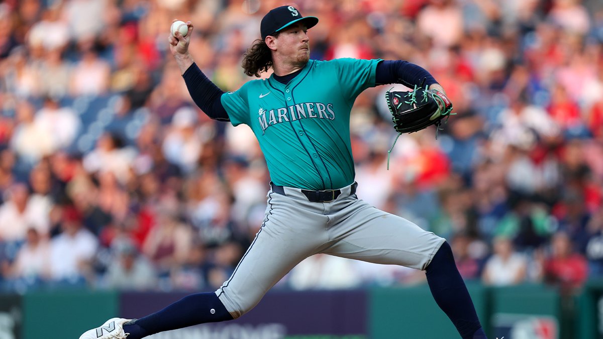 Giants acquire veteran pitcher Mike Baumann in trade with Mariners ...