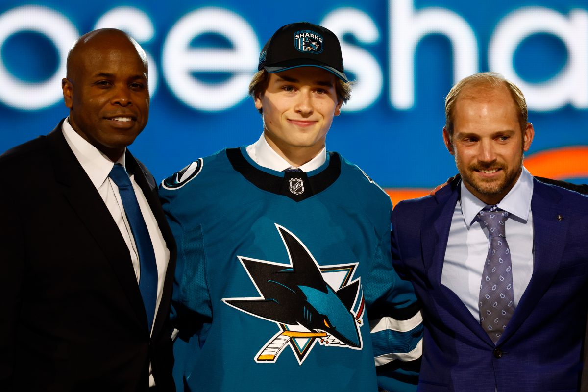 Macklin Celebrini signs entry-level Sharks contract, will play in NHL ...