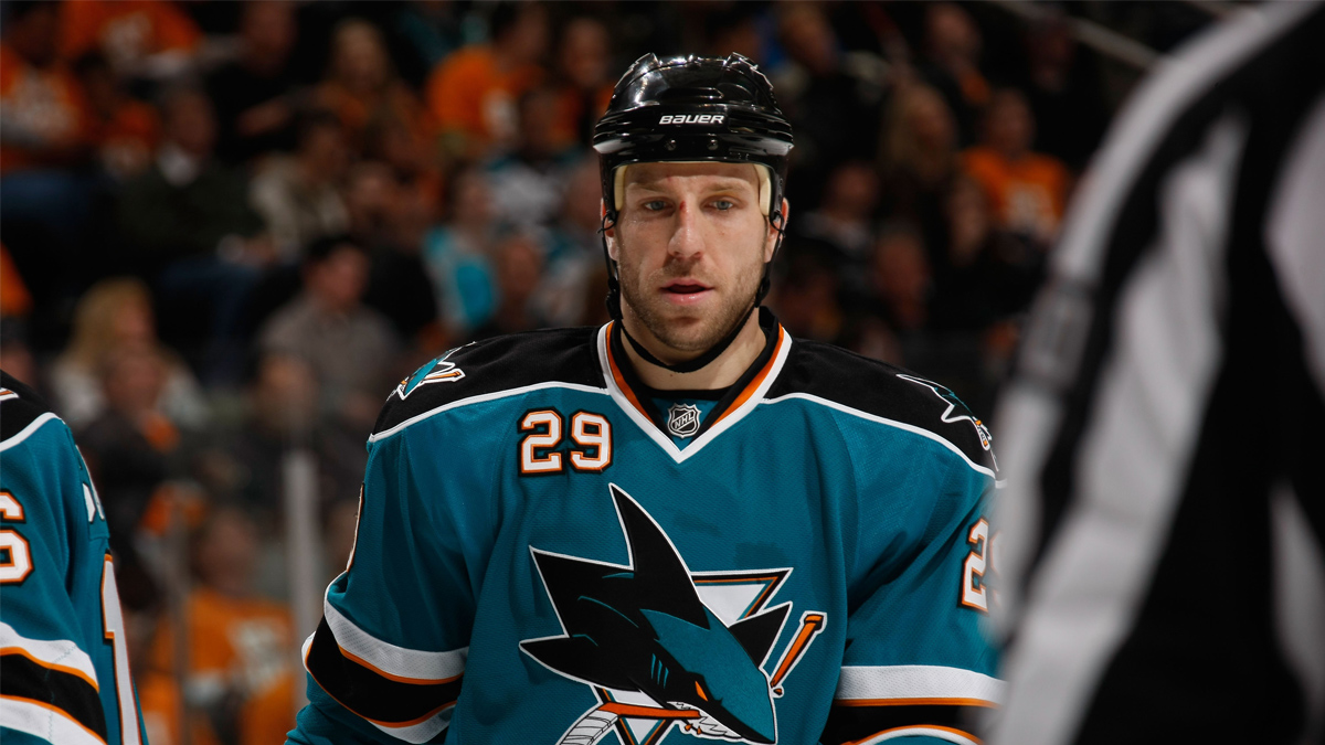 Sharks tab fan favorite Ryane Clowe as new assistant general manager ...