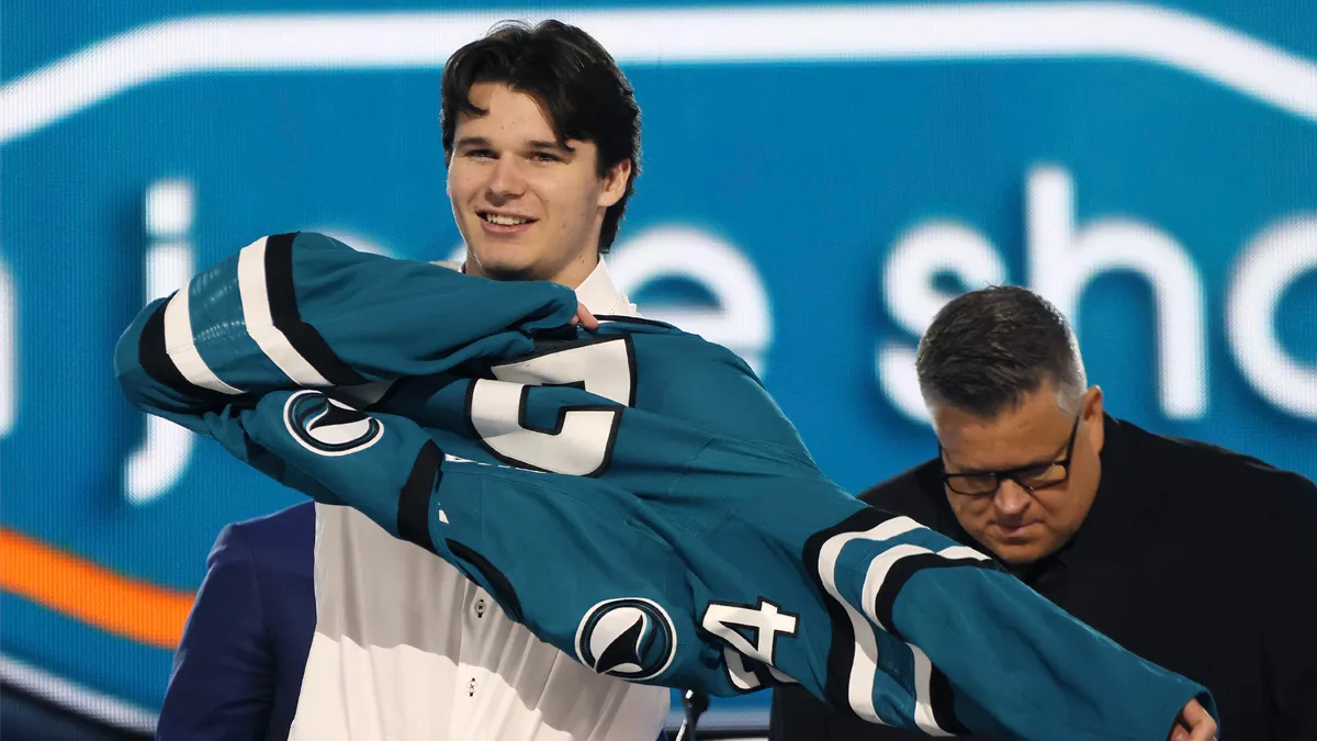 Sharks sign first-round pick Sam Dickinson to entry-level NHL contract ...