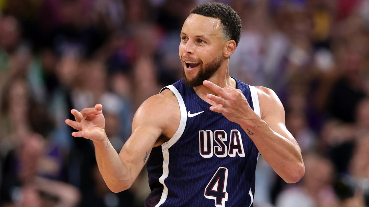 Watch Team USA’s Steph Curry hit wild trick shots at Olympics practice ...