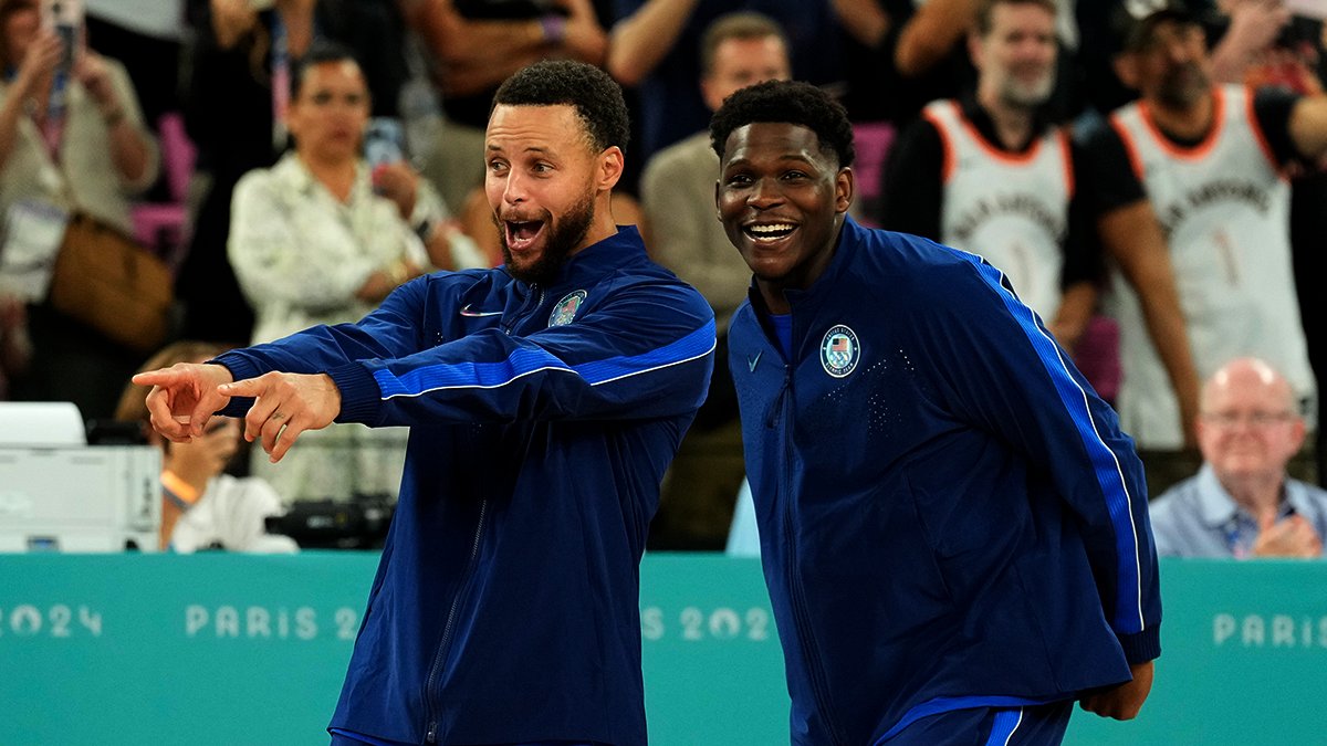 Steph Curry, Anthony Edwards share wholesome moment after Olympics win ...